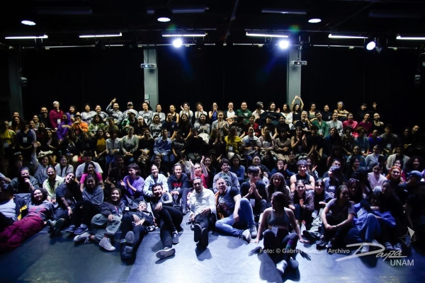 Prof. Poly Rodríguez representó a Depto. de Danza en Epicentro ...