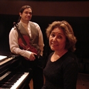 Dúo Allendes-Castro se interna en la nueva música chilena - Facultad de ...